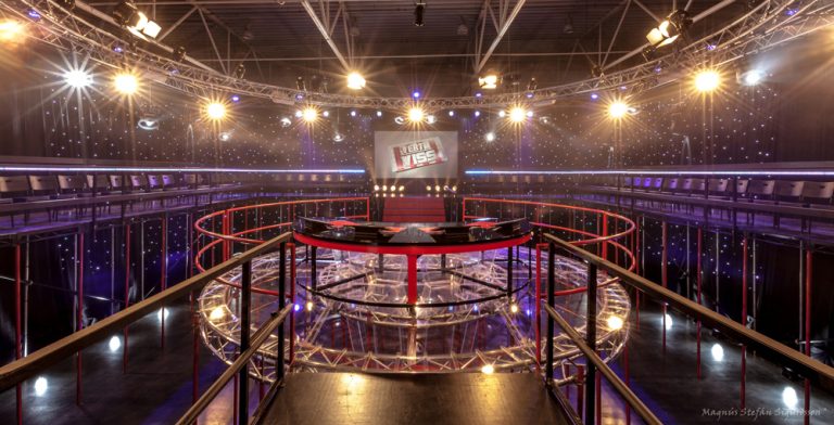 Truss circles and curved truss - Eurotruss